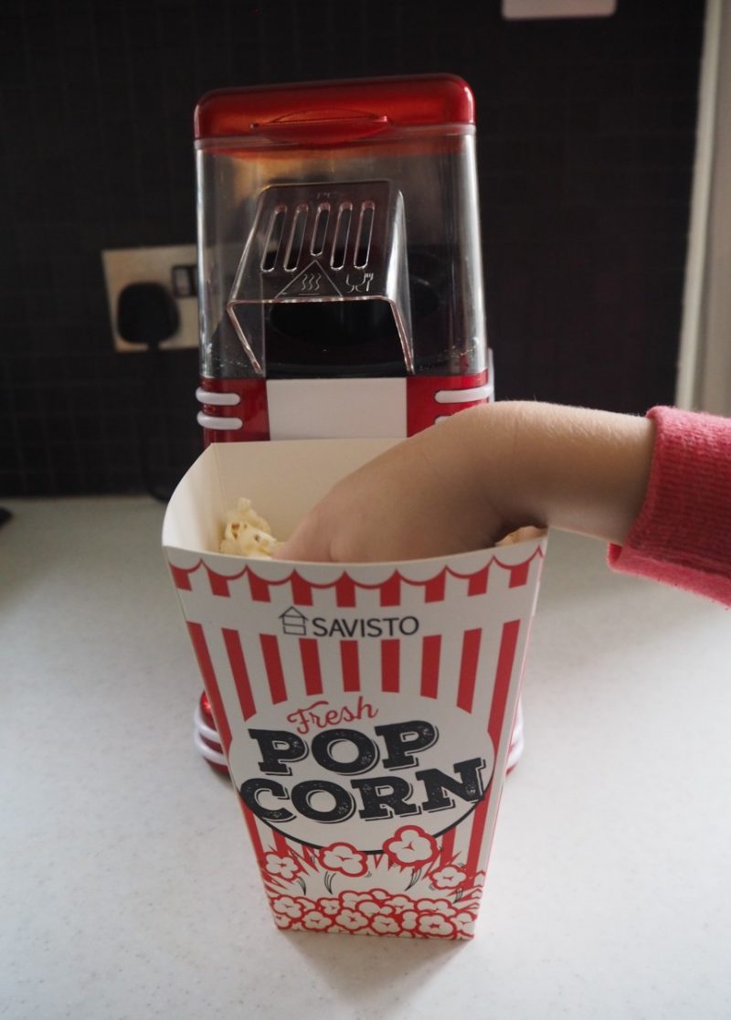 Savisto Vintage Style PopCorn Maker Review + Giveaway - Loved by Elena