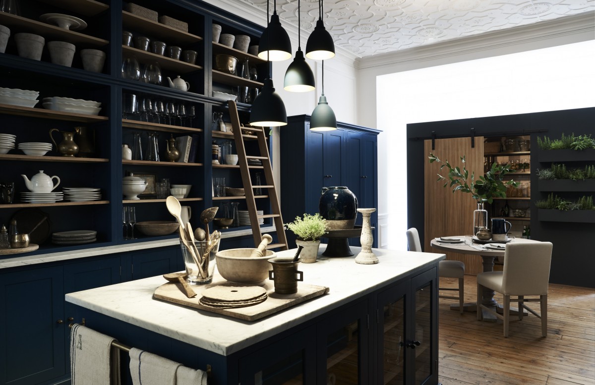 Neptune Autumn / Winter 2017 Preview - Loved by Elena